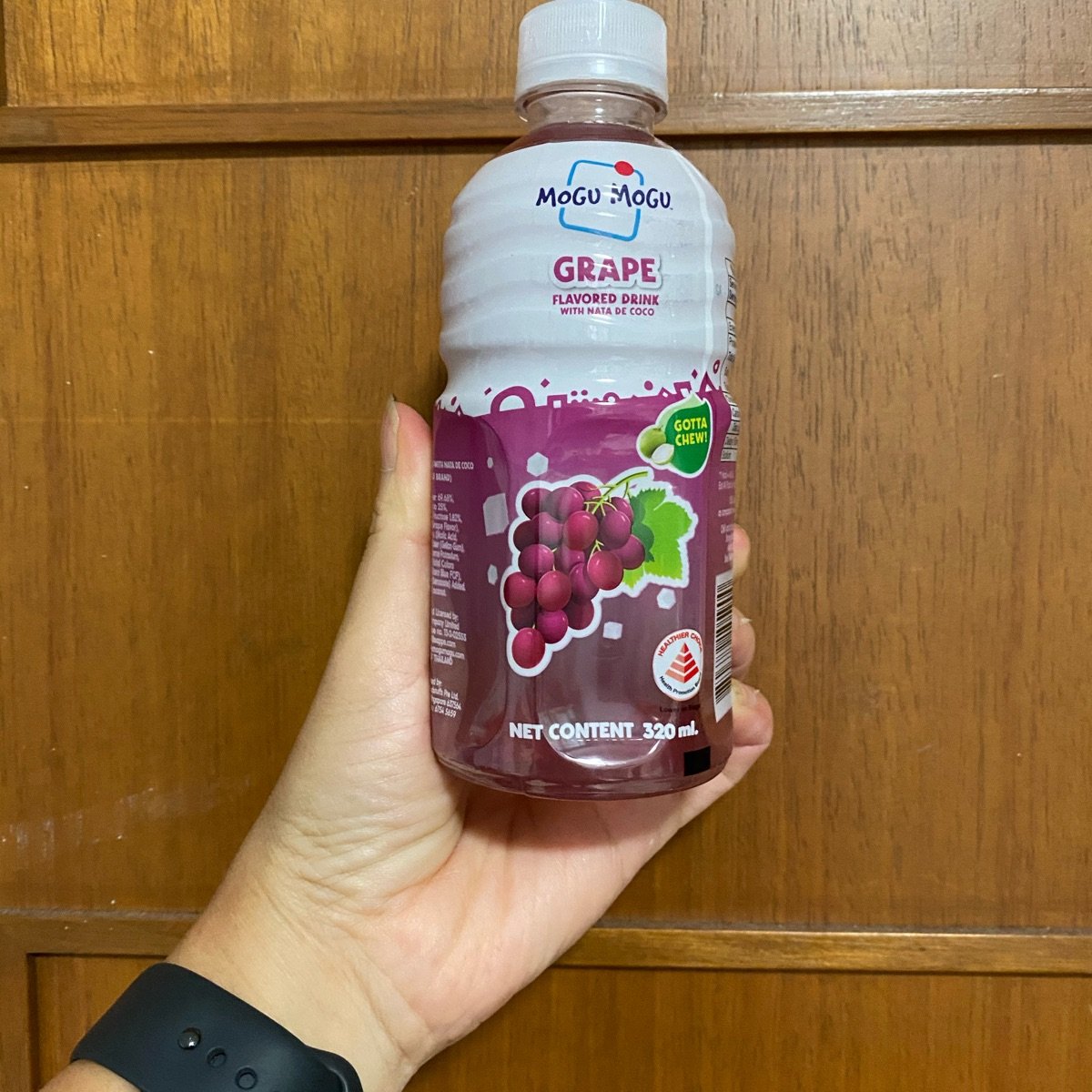 Grape Juice With Nata de Coco from Mogu mogu - Vegan Product Reviews ...