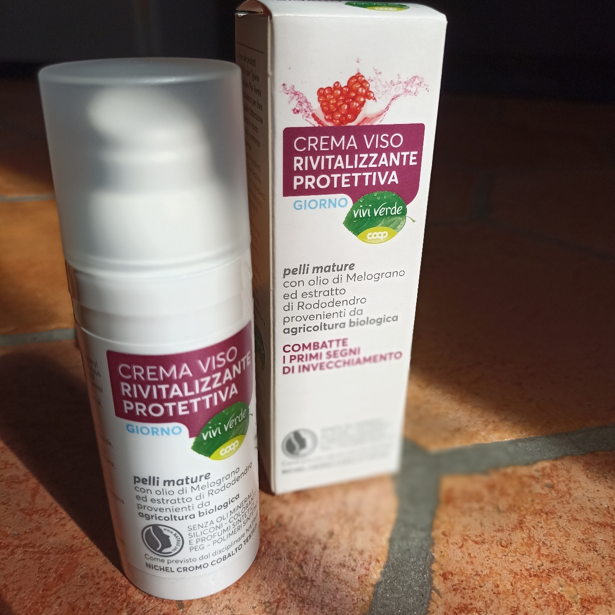 Crema Viso Rivitalizzante Protettiva from Vivi Verde Coop - Vegan ...