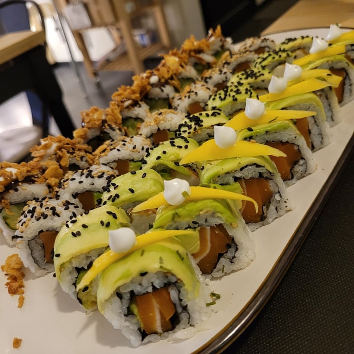 Mun Sushi Bar - Roma Roma, Italy Crunch vegan (sushi) Review | abillion