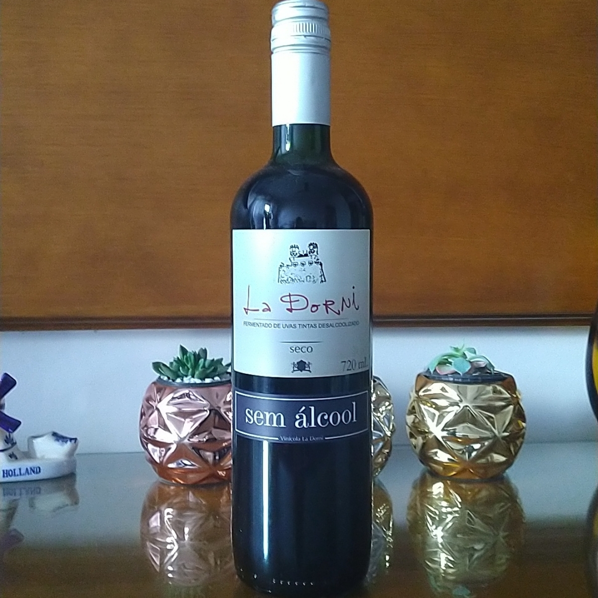 Vinho tinto seco sem álcool from La Dorni - Vegan Product Reviews ...