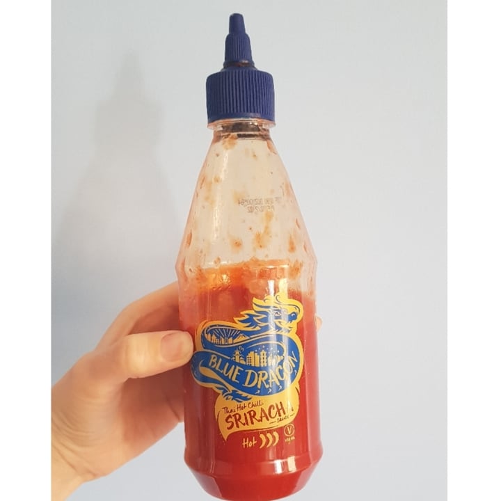 Blue Dragon Thai Hot Chilli Sriracha Sauce Review | abillion