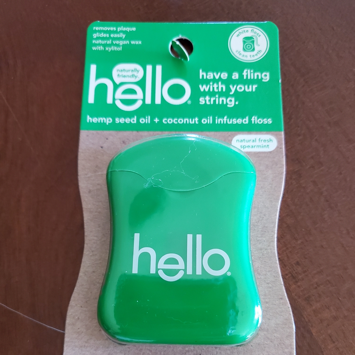 Dental Floss from Hello - Vegan Product Reviews & Ratings | abillion