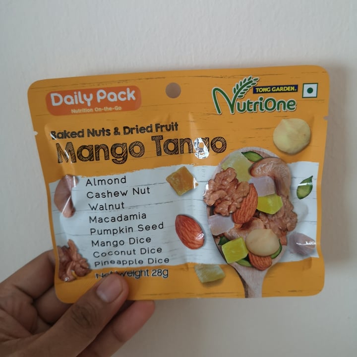 Tong Garden Mango Tango (Baked Nuts And Dried Fruit) Review | abillion