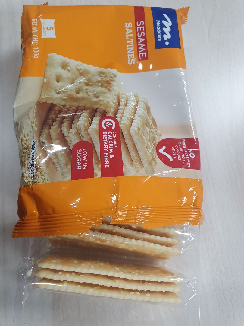 Sesame Saltine Crackers from Meadows - Vegan Product Reviews & Ratings ...