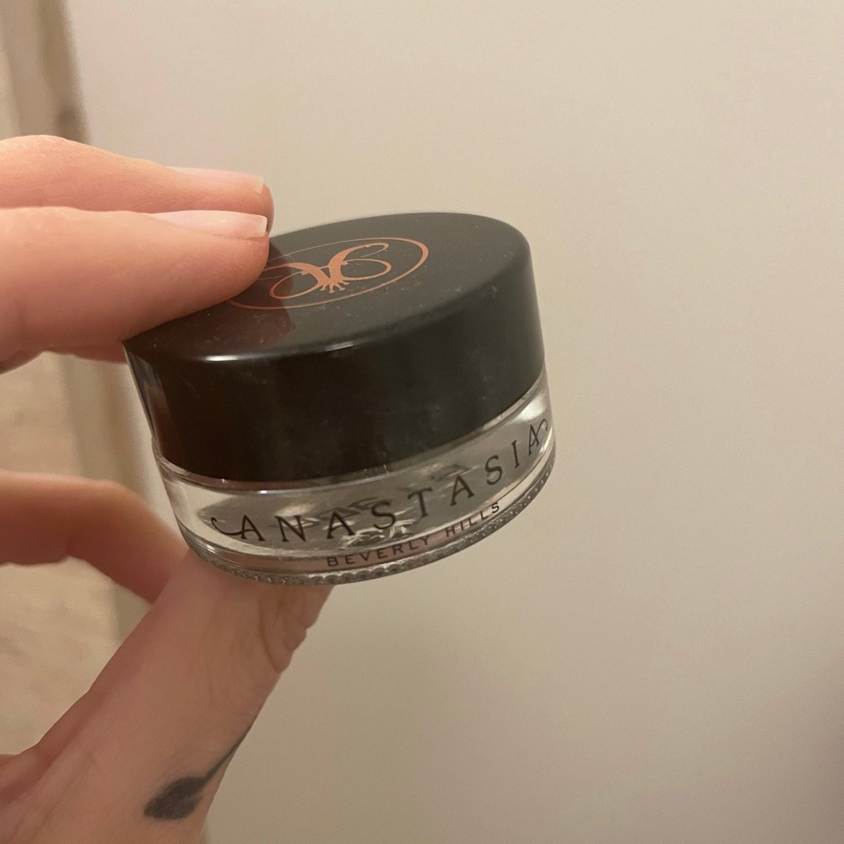 Brow dip from Anastasia eyes - Vegan Product Reviews & Ratings | abillion