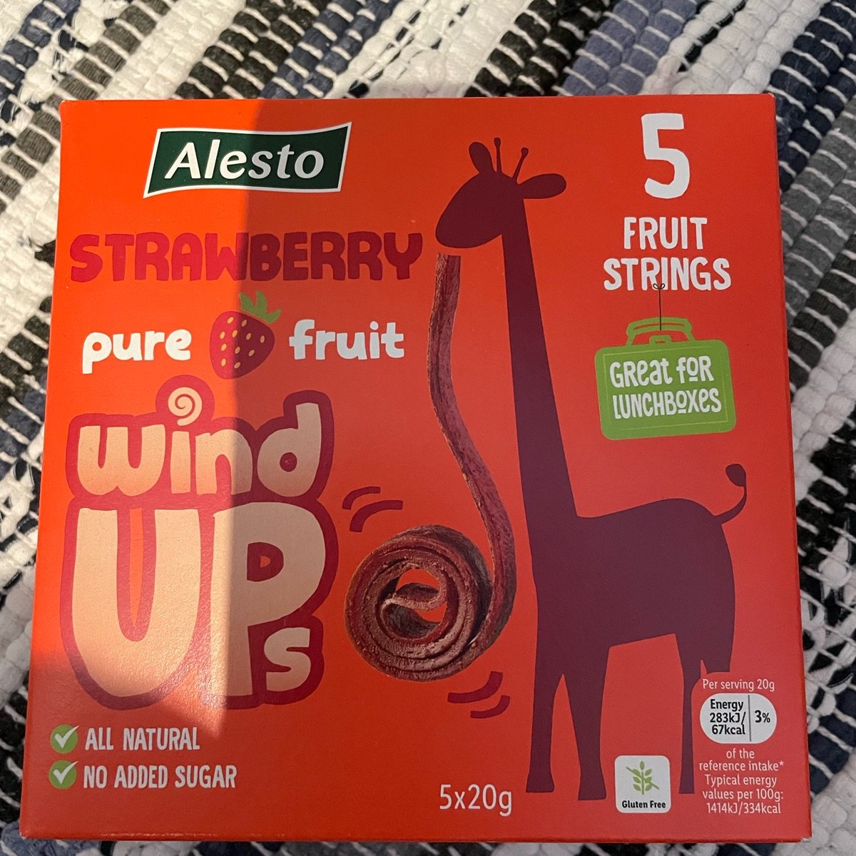 Strawberry Pure Fruit Wind Ups from Alesto - Vegan Product Reviews ...