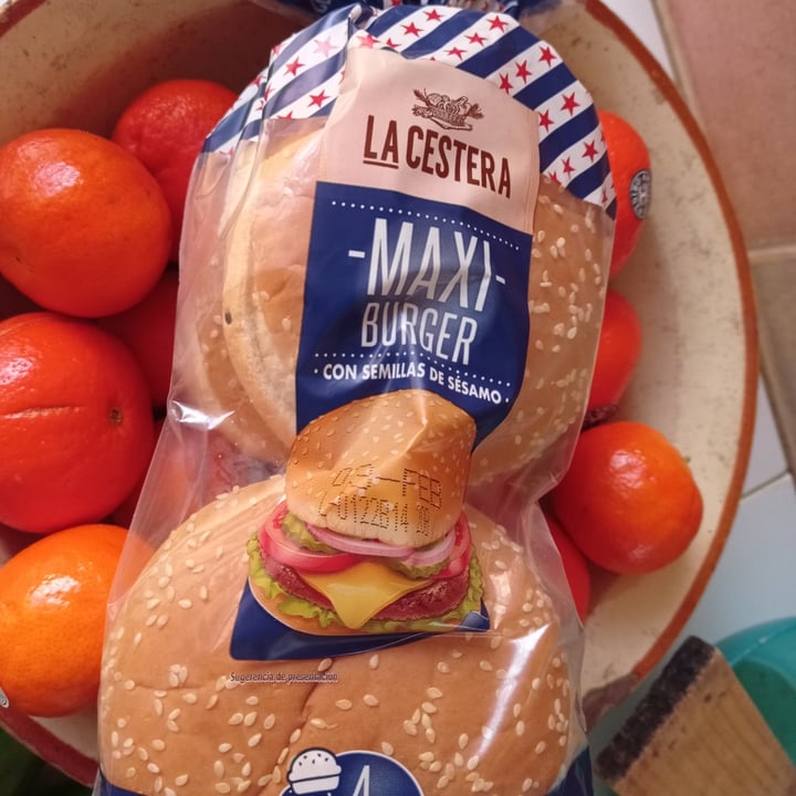 La Cestera Maxi Burger con sesamo Review | abillion