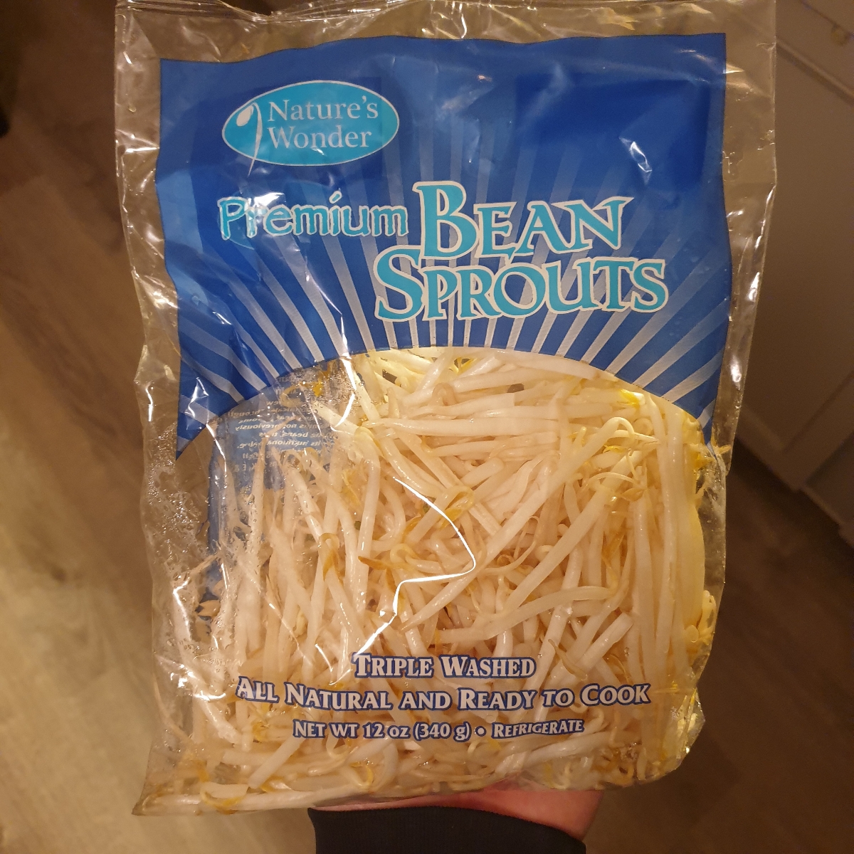 Premium bean sprouts from Nature's Wonders - Vegan Product Reviews ...