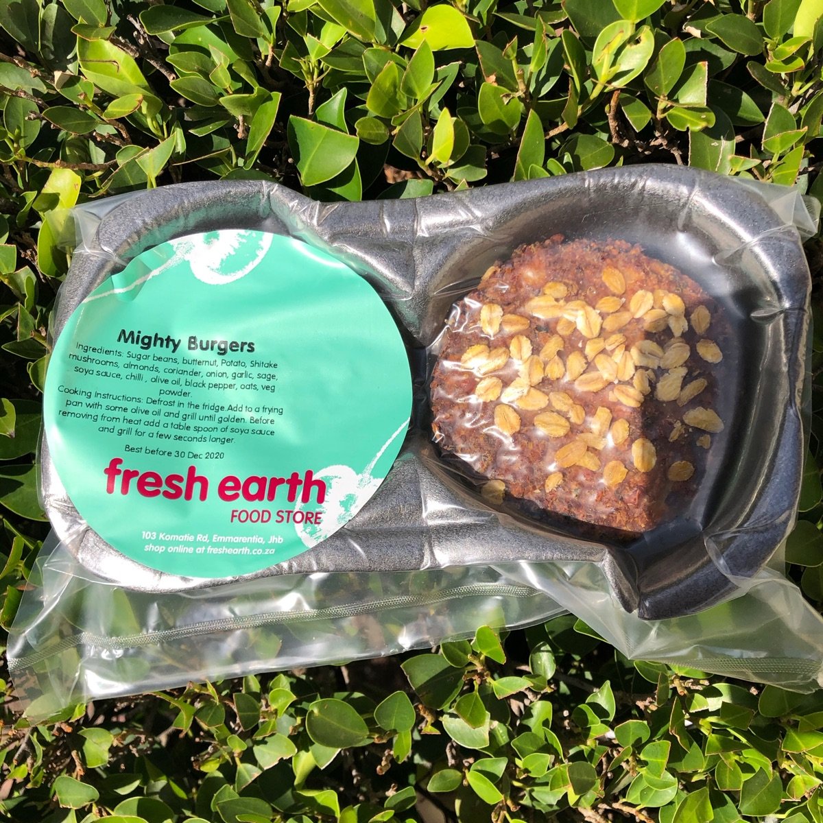 Mighty Burgers from Fresh Earth Food Store - Vegan Product Reviews ...