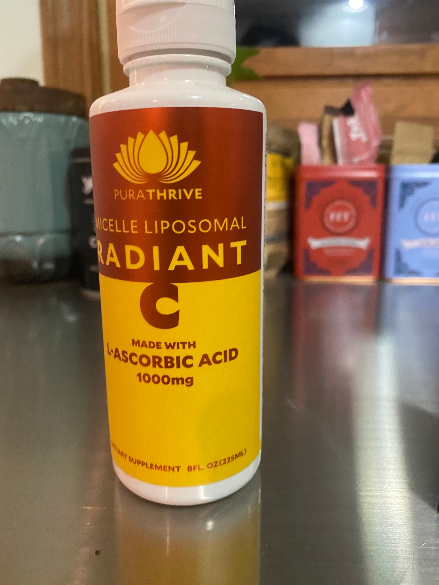 Radiant C from PuraTHRIVE - Vegan Product Reviews & Ratings | abillion