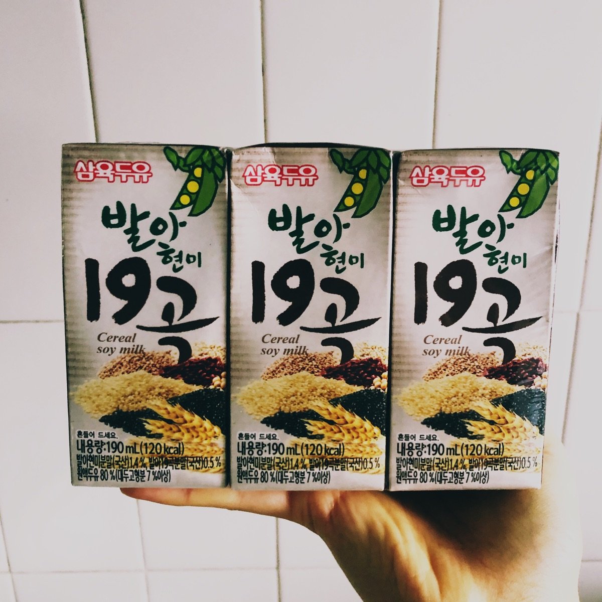 19 Cereal Soy Milk from Sahmyook - Vegan Product Reviews & Ratings ...