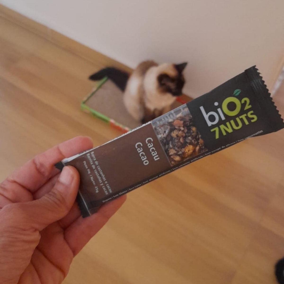 Barra de nuts sabor cacau from Bi02 - Vegan Product Reviews & Ratings ...