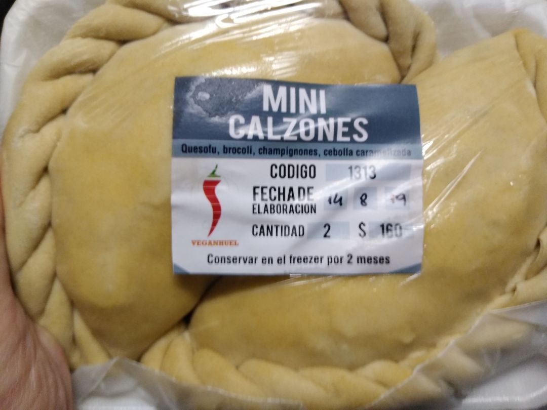 Mini Calzones from Veganuel - Vegan Product Reviews & Ratings | abillion