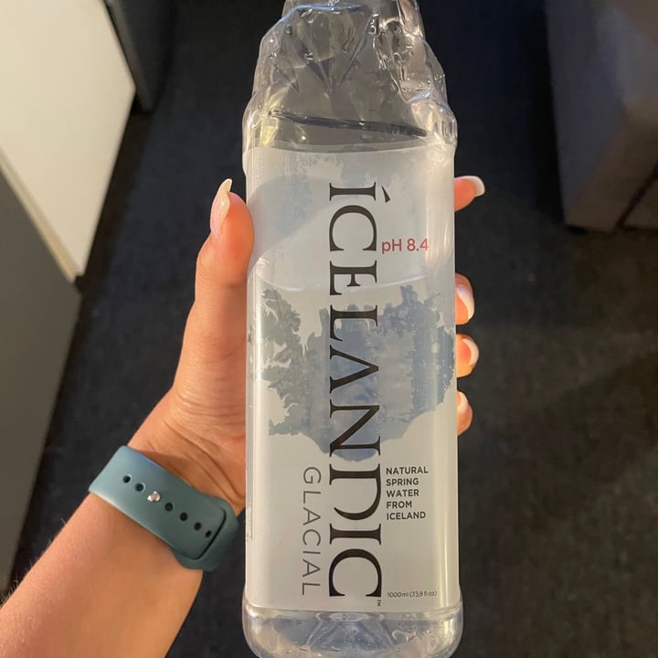 Icelandic Glacial Natural Spring Water Review | abillion