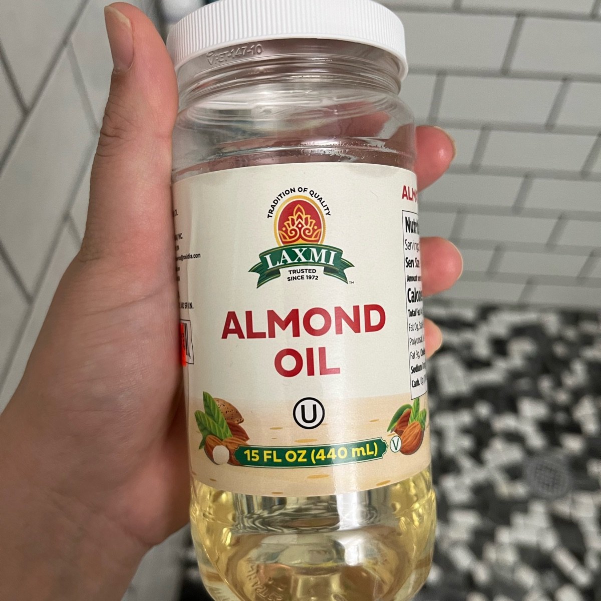 Almond Oil from Laxmi - Vegan Product Reviews & Ratings | abillion
