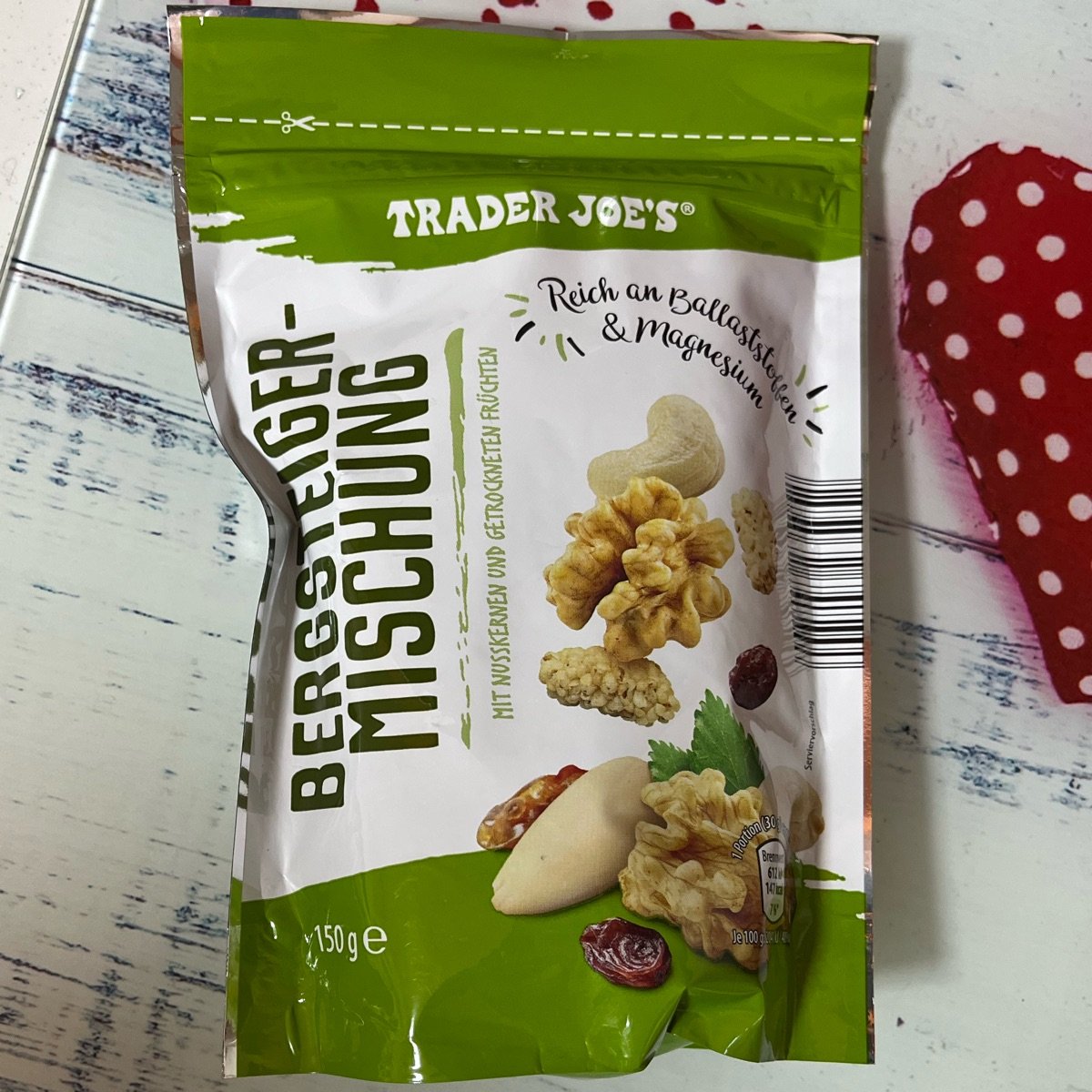 Bergsteiger Mischung from Trader Joe's - Vegan Product Reviews ...