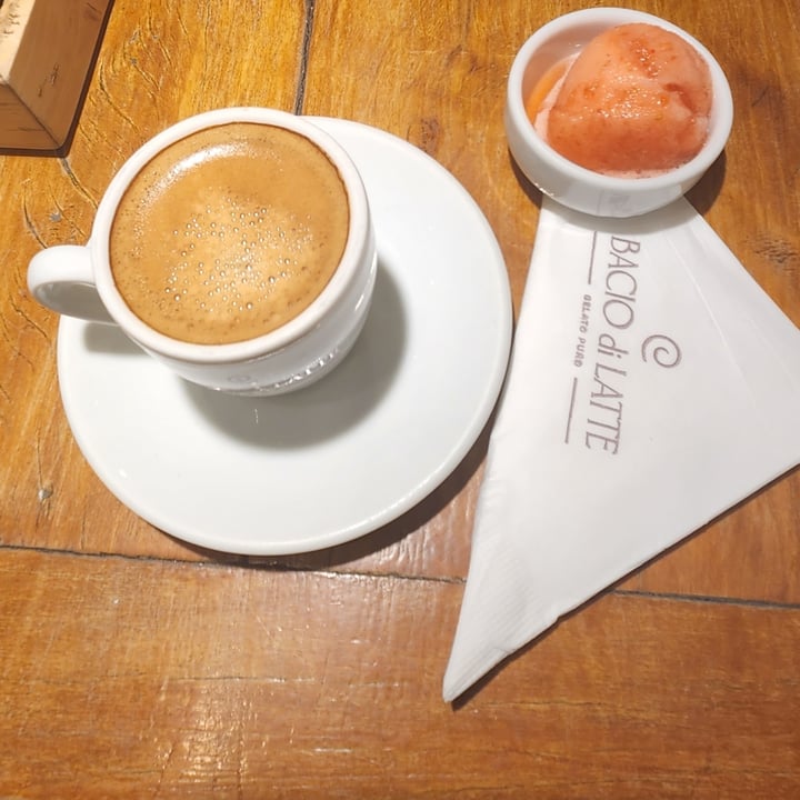Bacio di Latte Pinheiros, Brazil Café Espresso com Sorvete Degustação ...