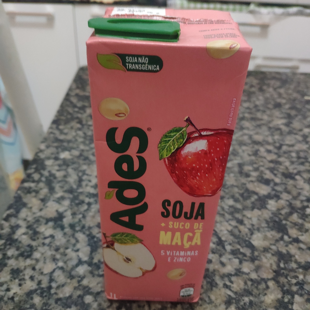 leite de soja sabor maçã from Ades - Vegan Product Reviews & Ratings ...