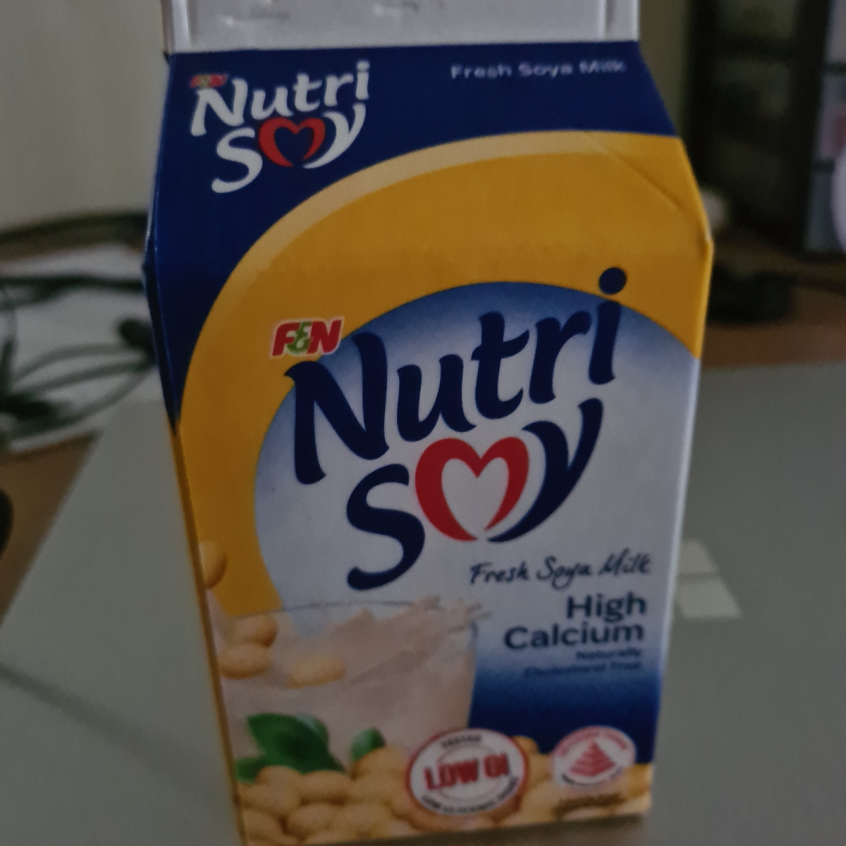 F&N Nutrisoy - Fresh Soya Milk Review | abillion