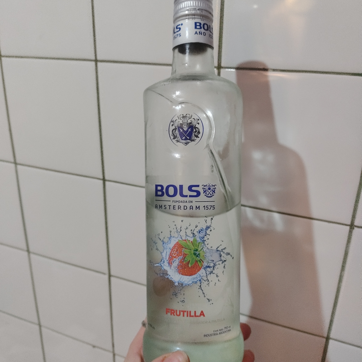 Vodka de Frutilla from Bols - Vegan Product Reviews & Ratings | abillion