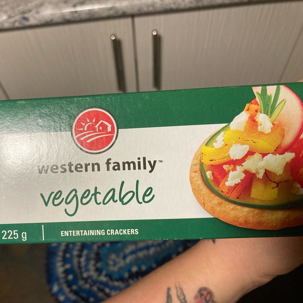 Vegetable entertaining crackers from Western family - Vegan Product ...