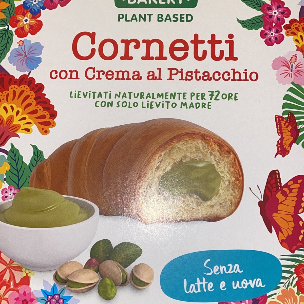 cornetti con crema al pistacchio from italian green bakery - Vegan ...