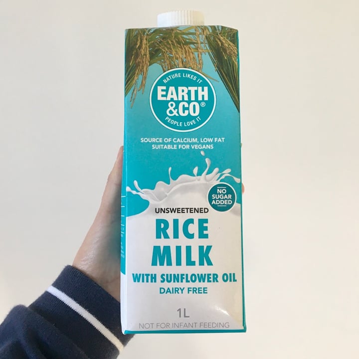 Earth & Co Unsweetened Rice Milk Review | abillion