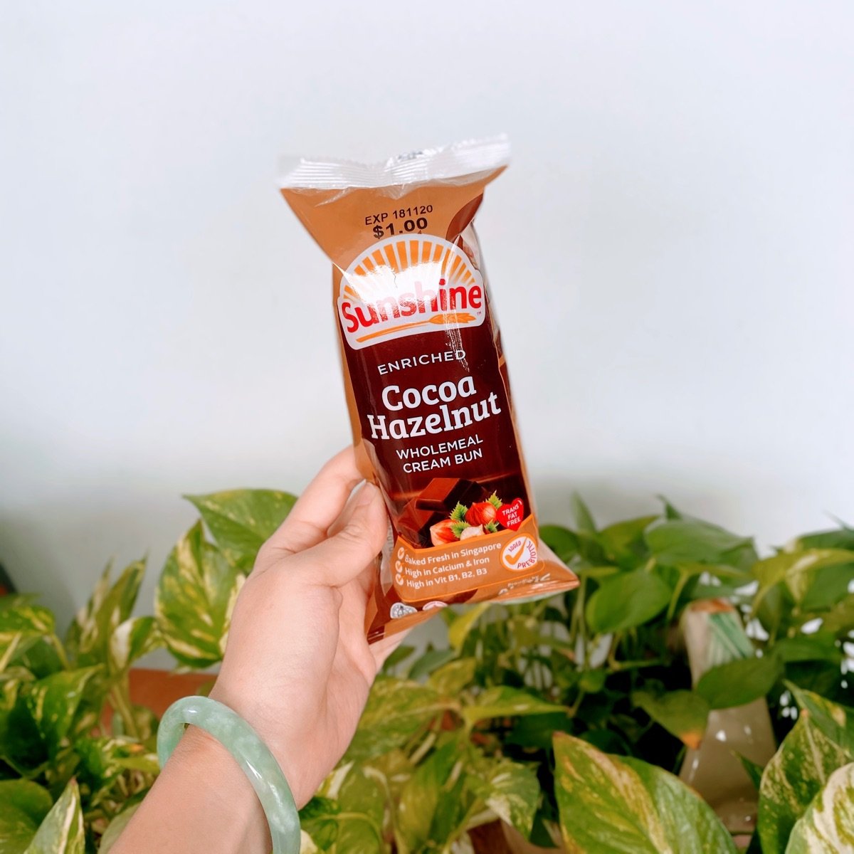 Sunshine Bakeries Cocoa Hazelnut Wholemeal Cream Bun Reviews | abillion