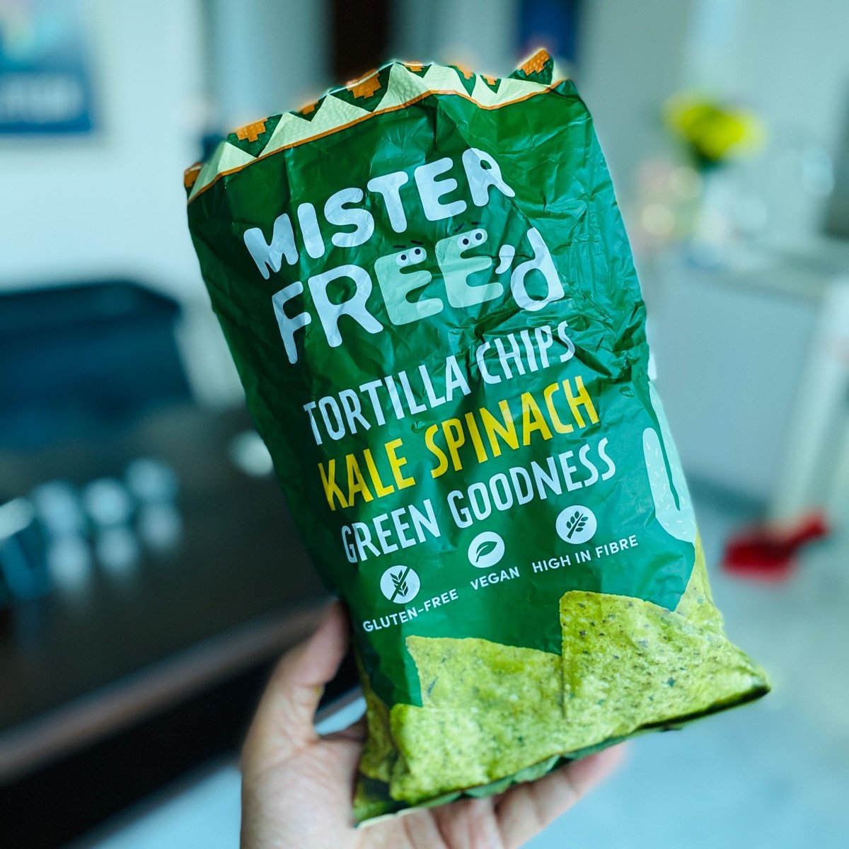 Kale & Spinach Corn Tortilla Chips from Mister Free'd - Vegan Product ...