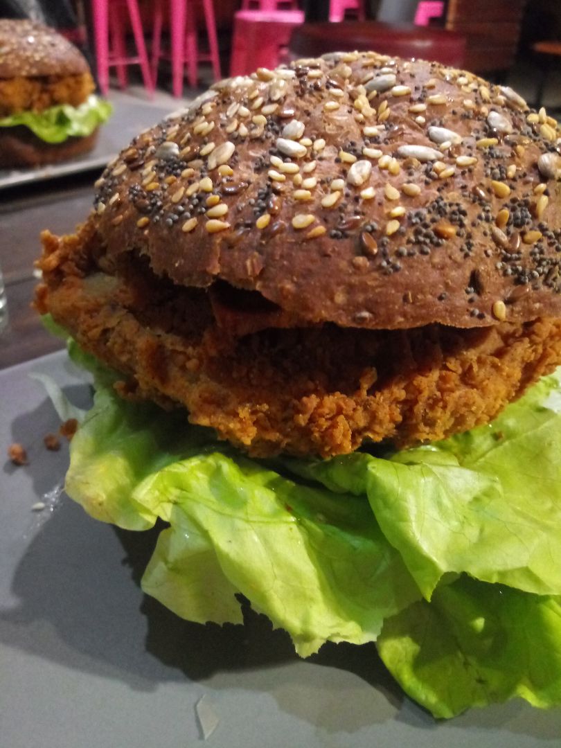 Vegeata Fried Chickun And Bacun Burger Reviews | abillion