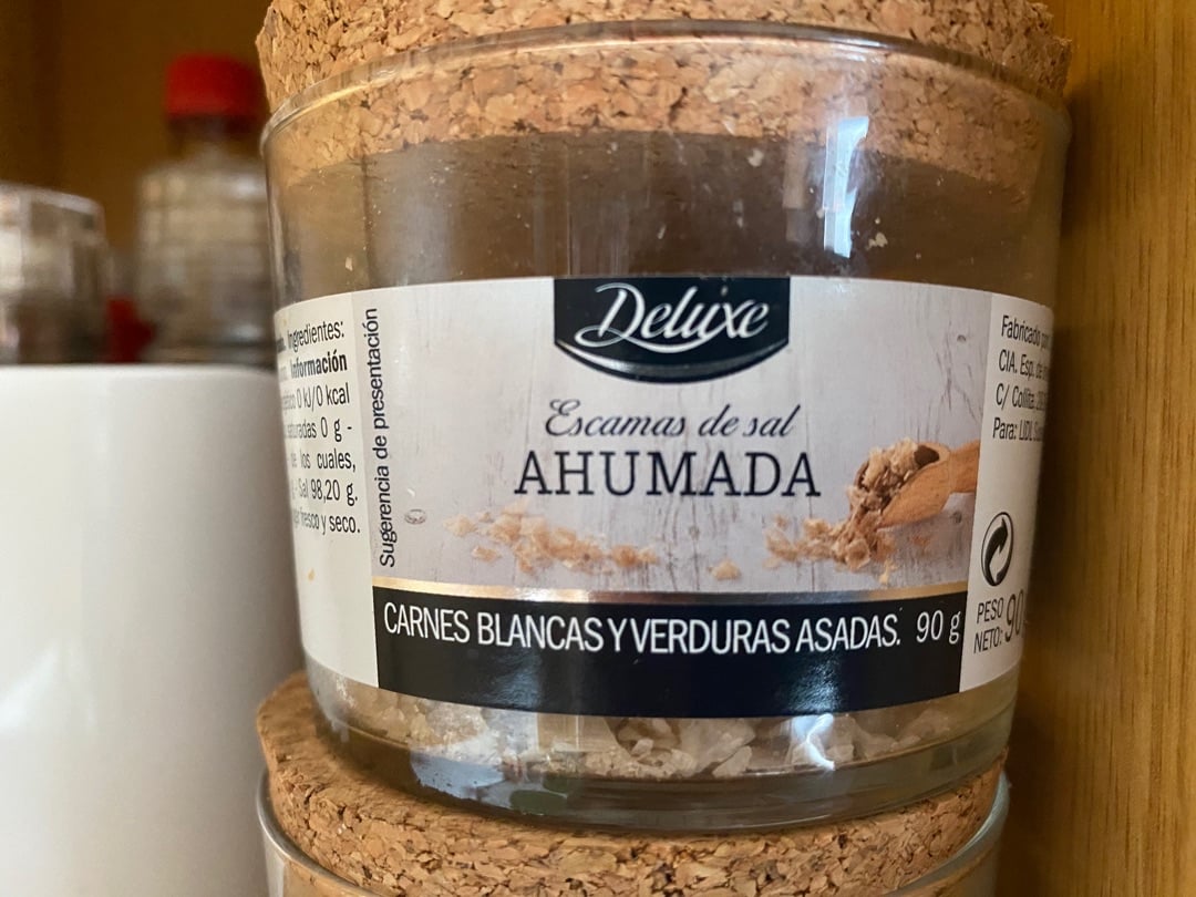 Escamas Sal ahumada from Deluxe - Vegan Product Reviews & Ratings ...