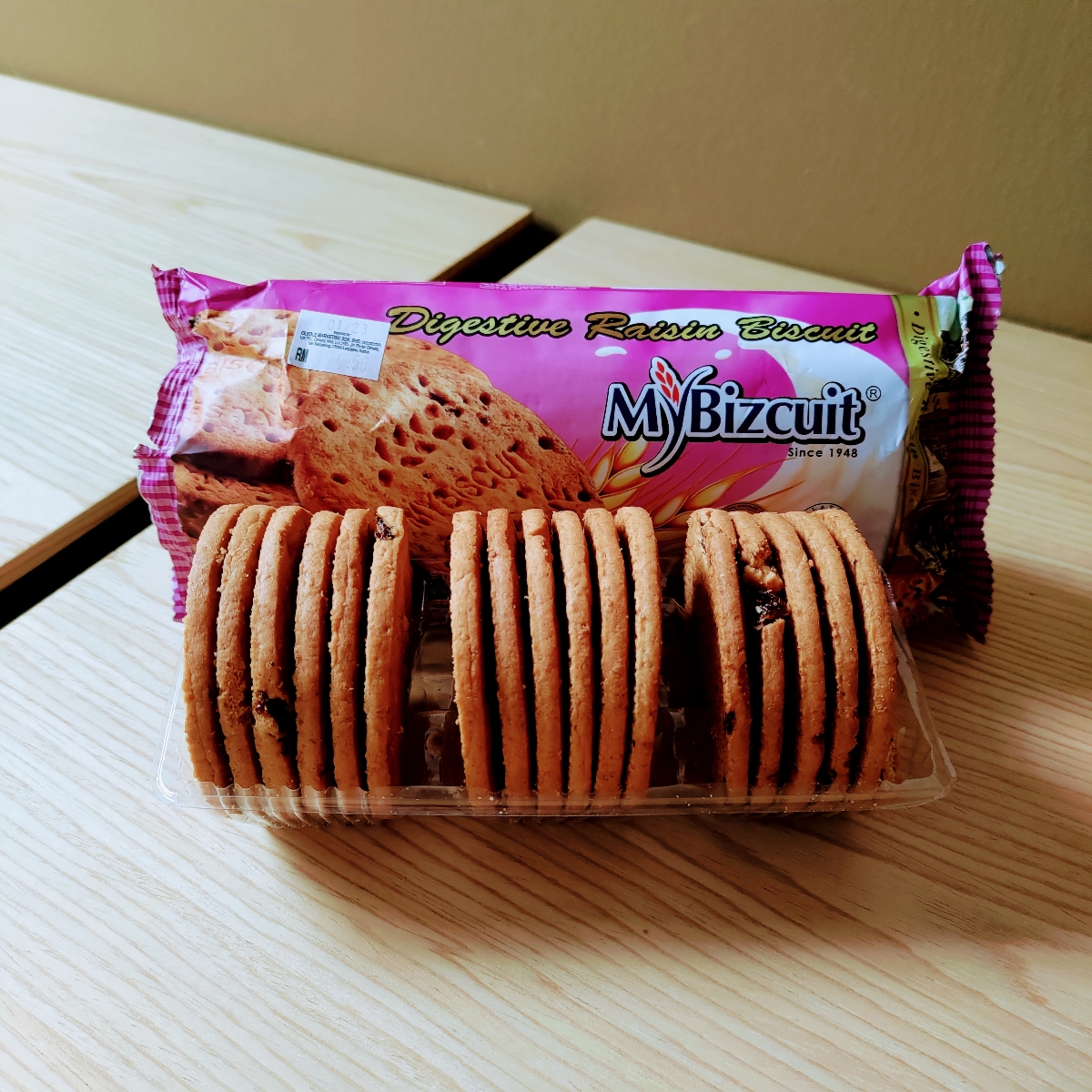 Digestive Raisin Biscuit from Mybizcuit - Vegan Product Reviews & Ratings | abillion