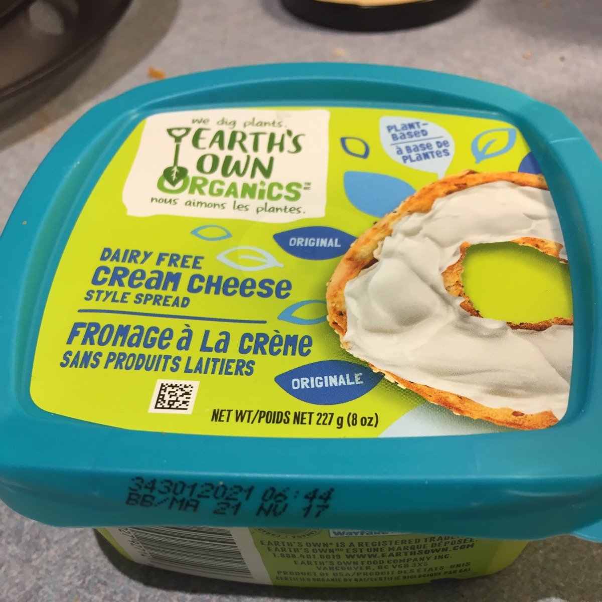 Cream cheese from Earth's Own - Vegan Product Reviews & Ratings | abillion