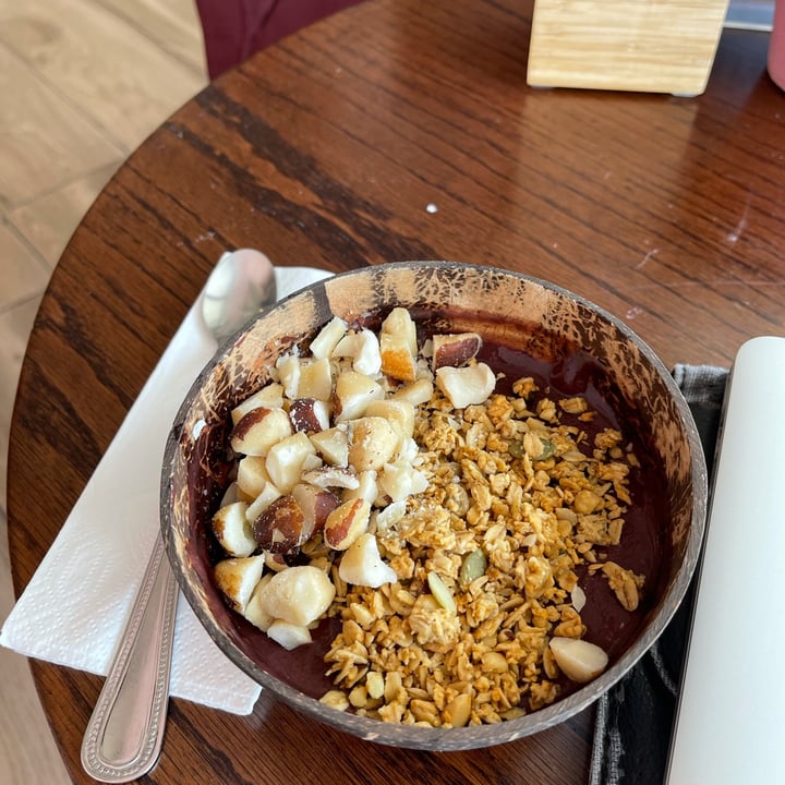 Oakberry Acai Bowls Al Quoz 1, Al Quoz, Dubai, United Arab Emirates ...