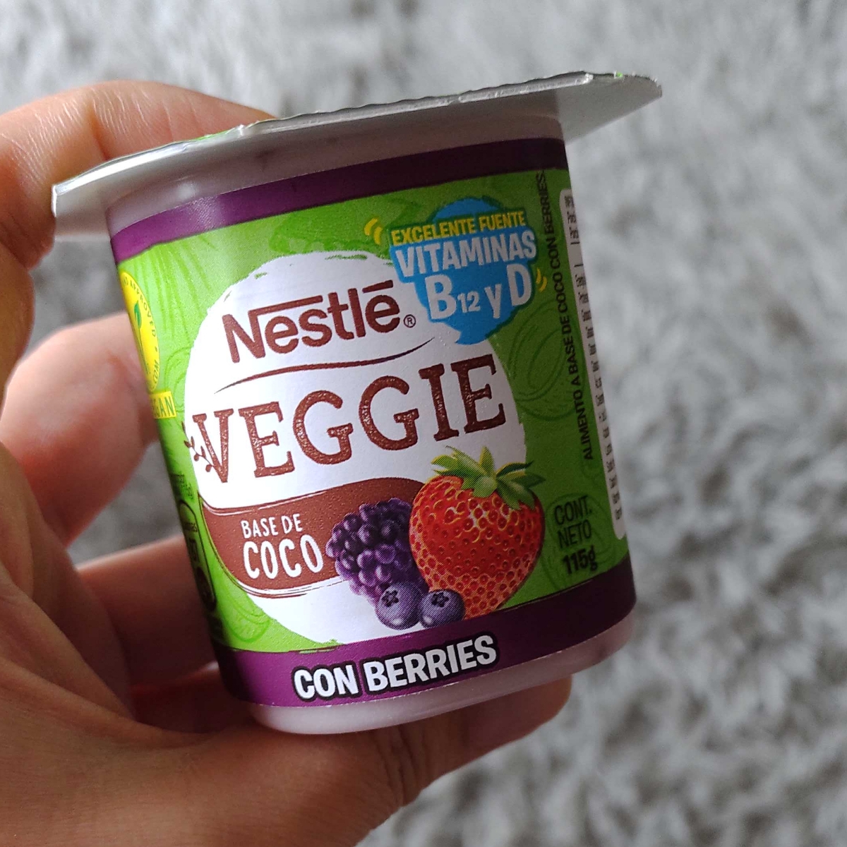 Veggie base de coco con berries from Nestlé - Vegan Product Reviews ...