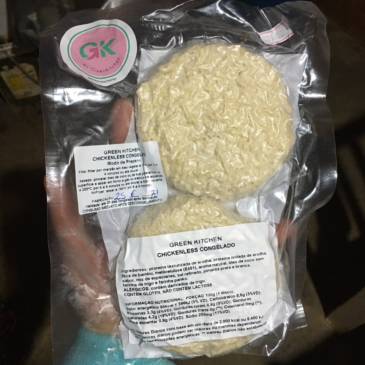 Chickenless Congelado from Green kitchen - Vegan Product Reviews ...