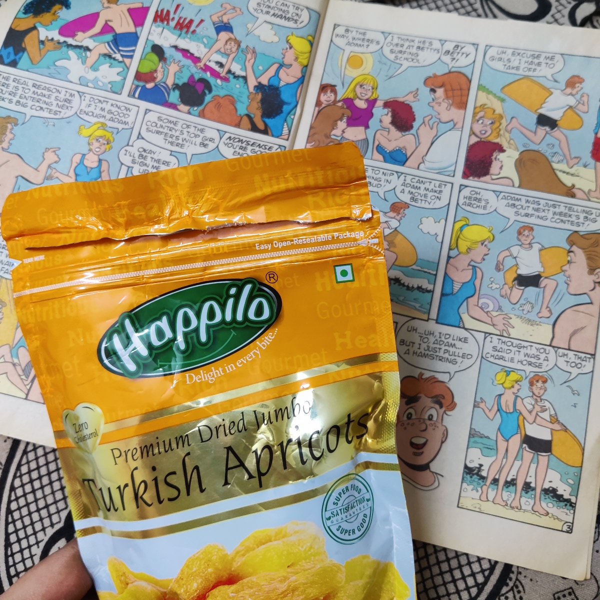 Premium Dried Jumbo Turkish Apricots from Happilo - Vegan Product ...