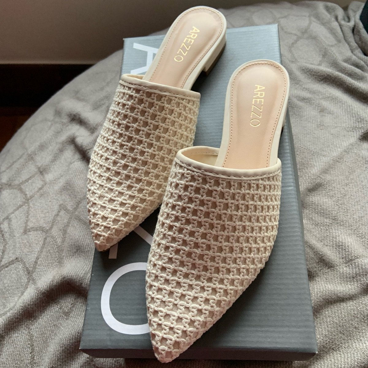 Mule Fechada Tecidos from Arezzo - Vegan Product Reviews & Ratings ...