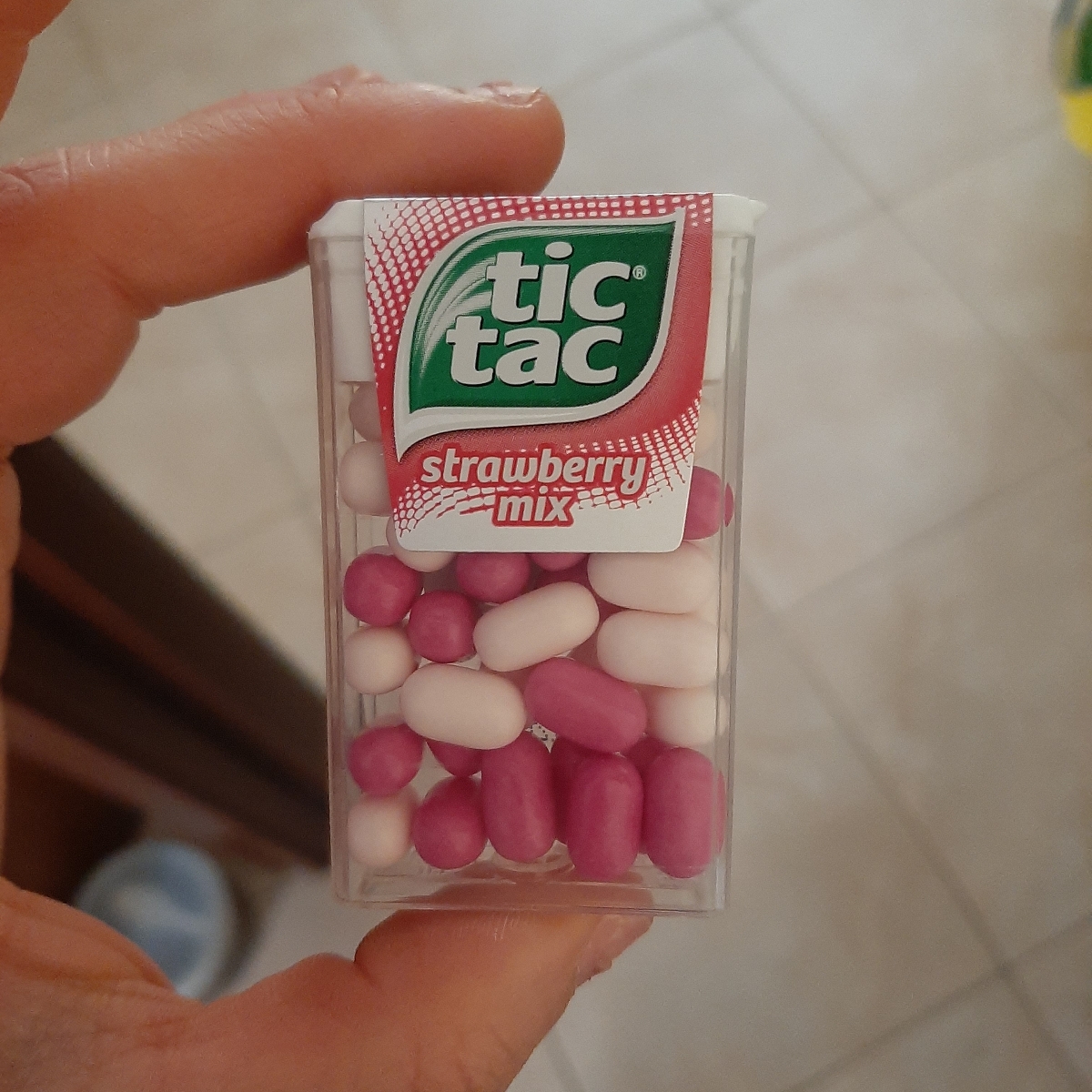 StrawBerry Mix from Tic tac - Vegan Product Reviews & Ratings | abillion