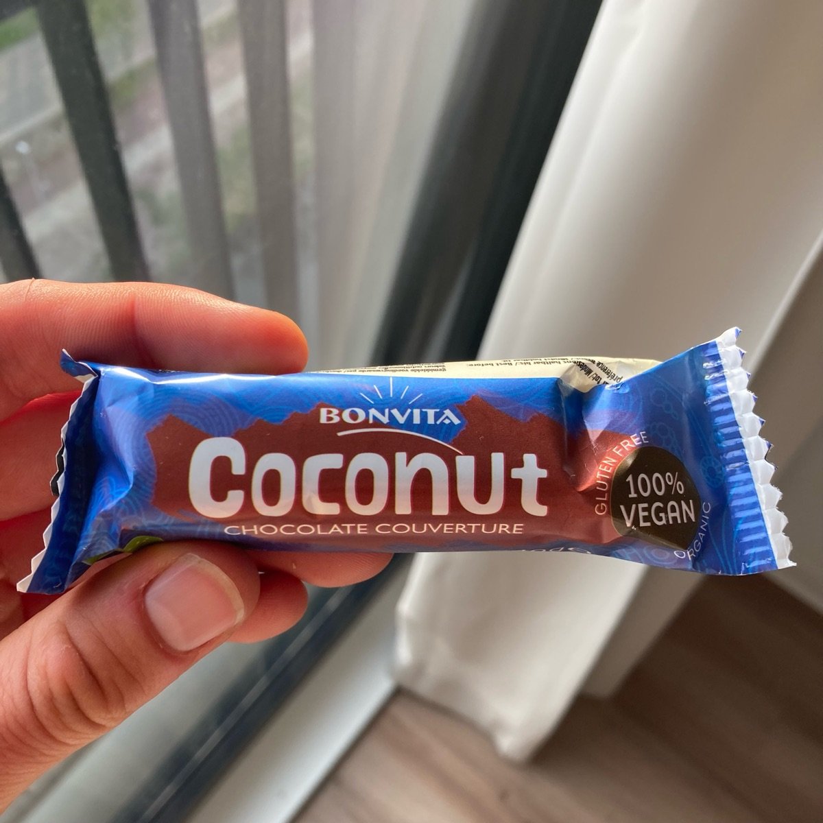 Barretta di cioccolato al cocco from Bonvita - Vegan Product Reviews ...