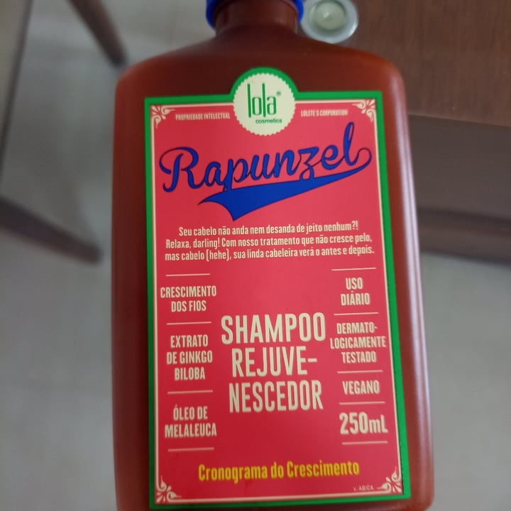 Rapunzel Shampoo Review | abillion