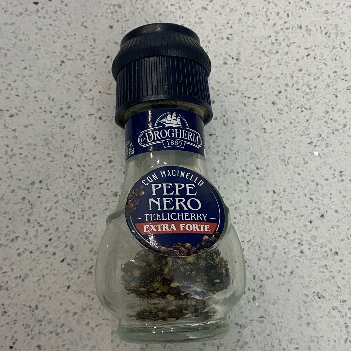 Pepe Nero extra forte from La Drogheria - Vegan Product Reviews ...