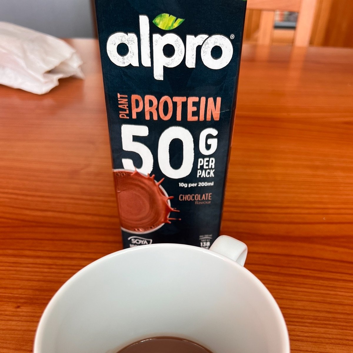 Bevanda al cioccolato proteico from Alpro - Vegan Product Reviews ...