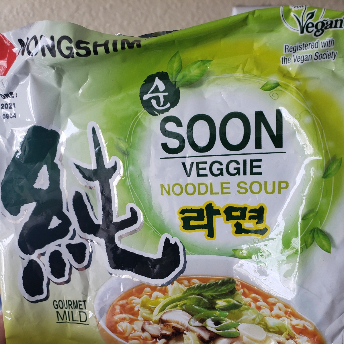 Soon Noodle Soup from Yongshim - Vegan Product Reviews & Ratings | abillion