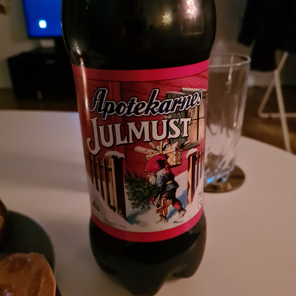 Julmust from Apotekarnes - Vegan Product Reviews & Ratings | abillion