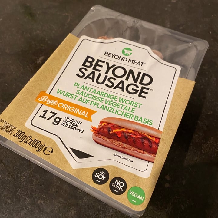 Beyond Meat Beyond Sausage Brat Original Review | abillion