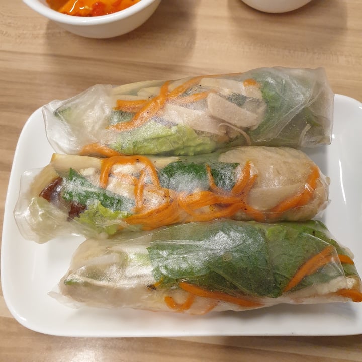 Just Vegan Sunshine, Australia Fresh Rice Paper Roll Review | abillion