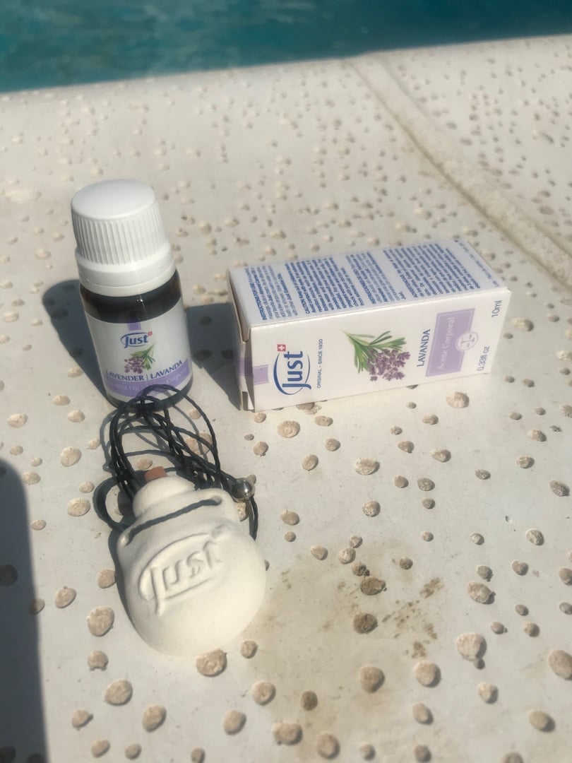 Aceite Esencial De Lavanda from Swiss Just - Vegan Product Reviews ...