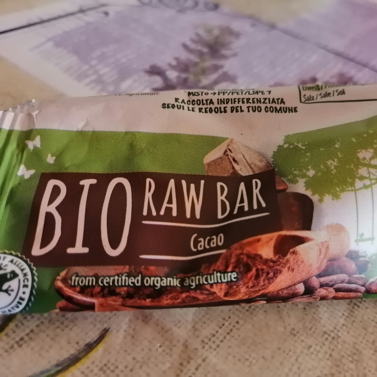 Bio Raw Bar from Aldi - Nature active bio - Vegan Product Reviews ...