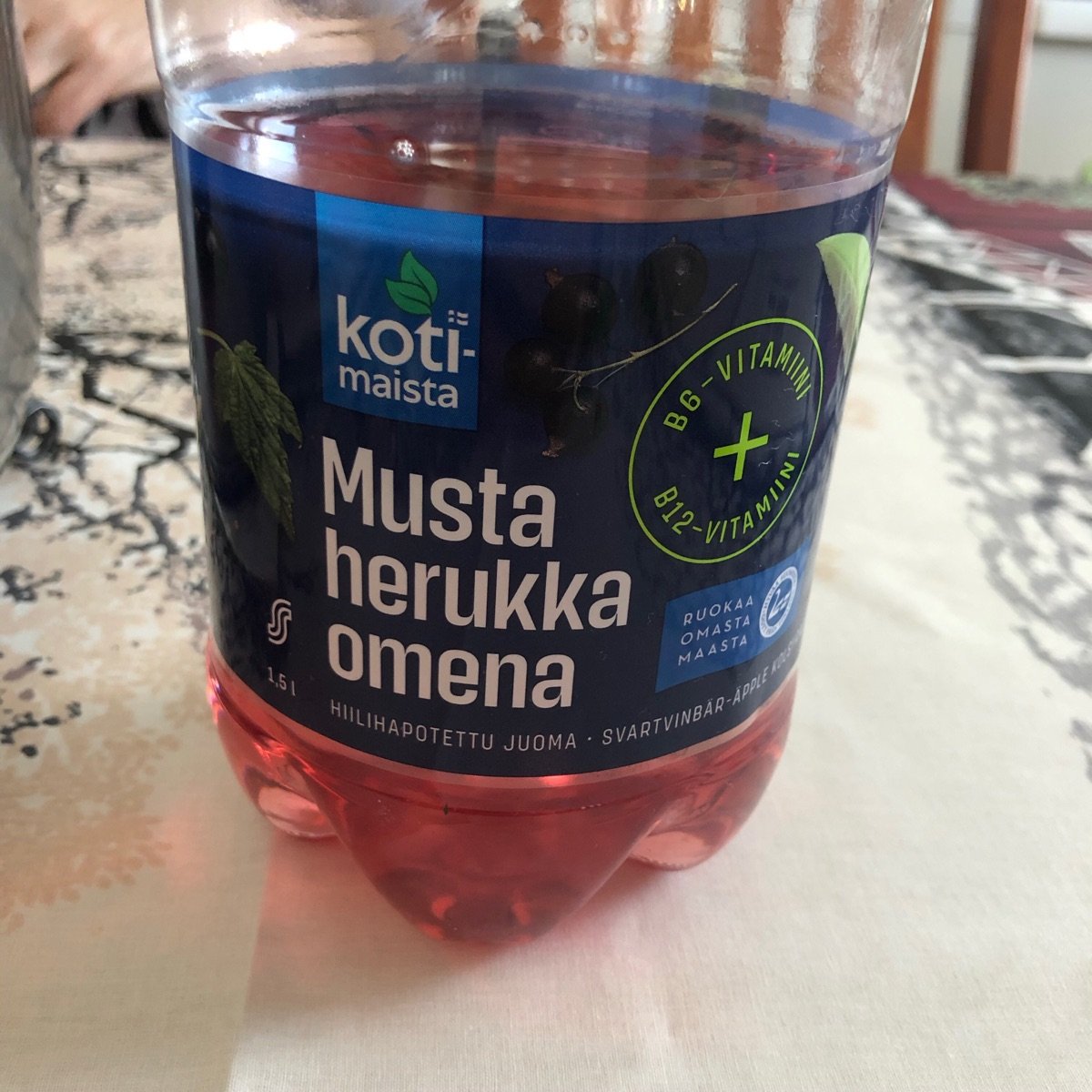 Mustaherukka Omena Juoma from Kotimaista - Vegan Product Reviews ...